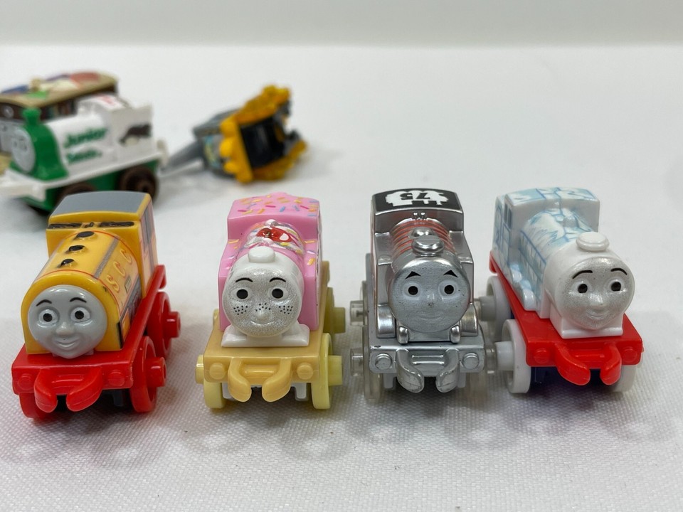Lot/Set of 8 - Thomas & Friends Minis Mini Miniature Train Toys | eBay