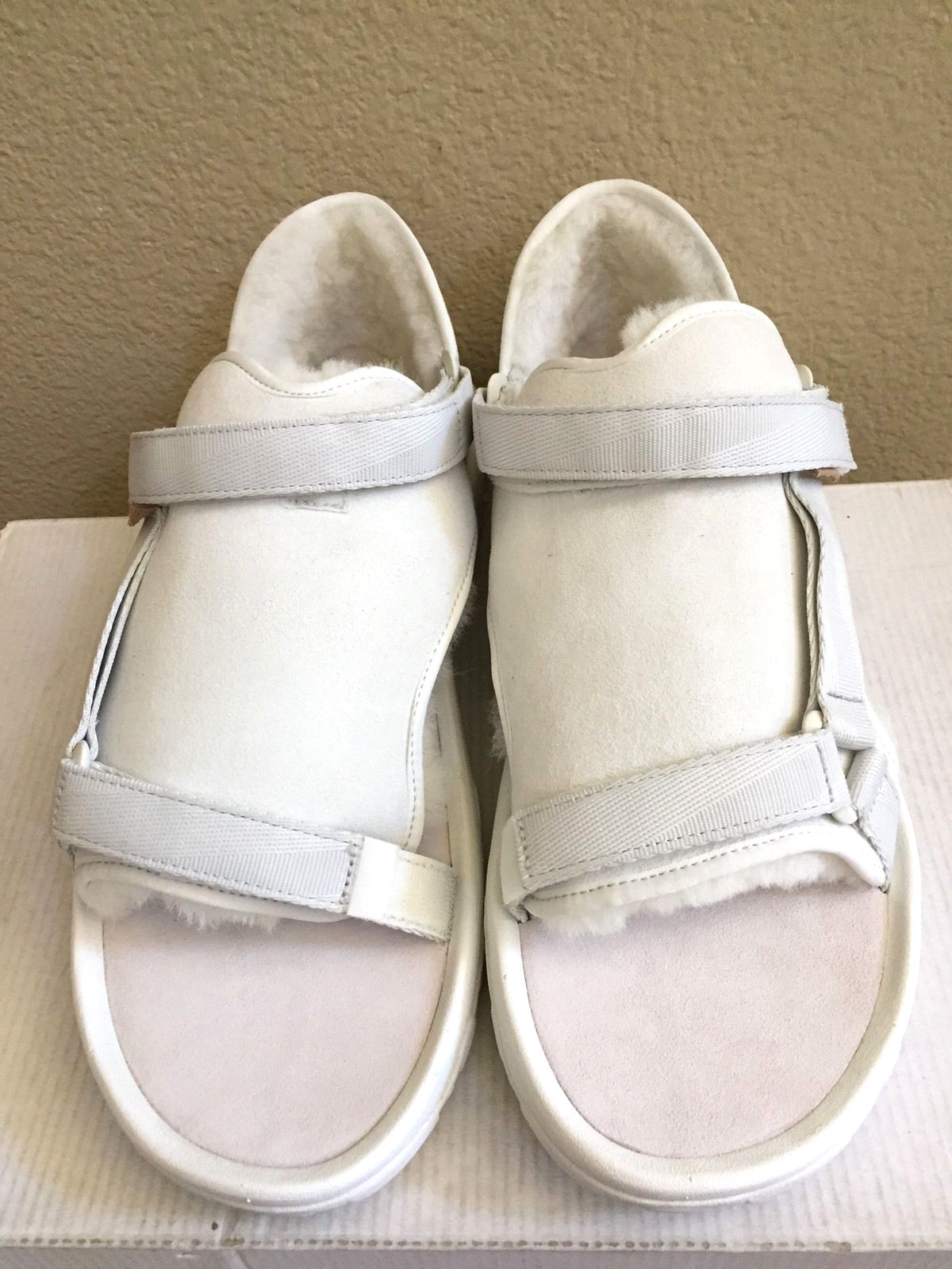 UGG X TEVA COLLAB ALL GENDER WHITE SHEEPSKIN SPORTY SANDAL US MEN 8 ...