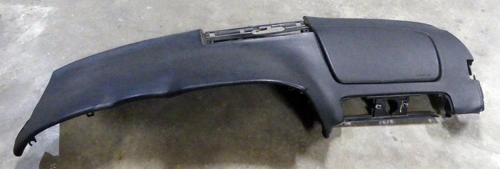 94-96 Chevy C4 Corvette Upper Dash Pad Nice Pad but some plastic issues ...