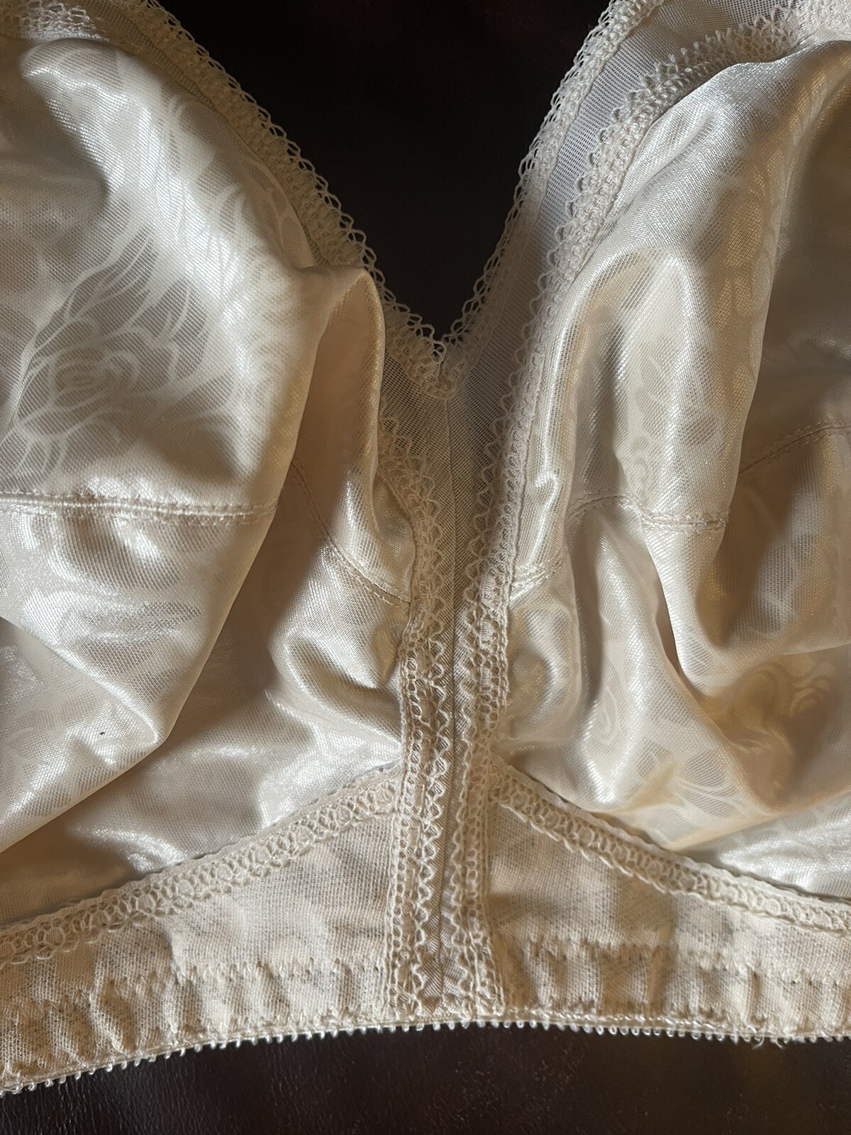 40DD/E Underscore Cushion Strap Wireless Unlined Full Coverage Bra ...