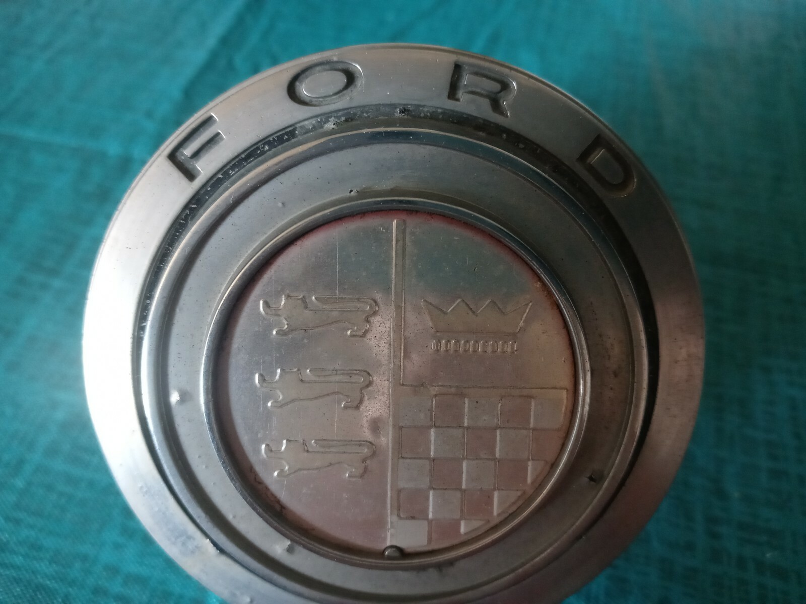 1970 FORD TORINO / RANCHERO GRILLE EMBLEM D00B-8216-D ORIGINAL OEM 💯 | eBay