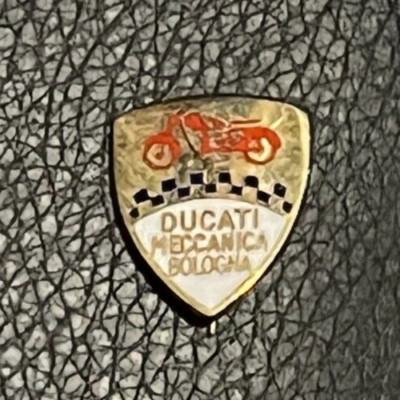 MOTORCYCLE Pin Badge DUCATI | eBay UK