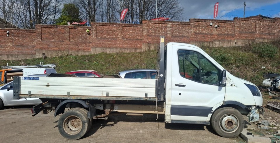 Car4Breaking#472 2017 Ford Transit MK8 Tipper White 2.0 Diesel YMR6 ...