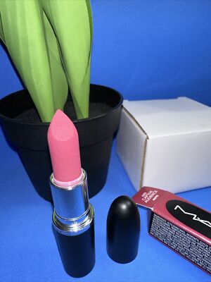 MAC Macximal Silky Matte Lipstick 689 CAPTIVE AUDIENCE New Lipstick ...