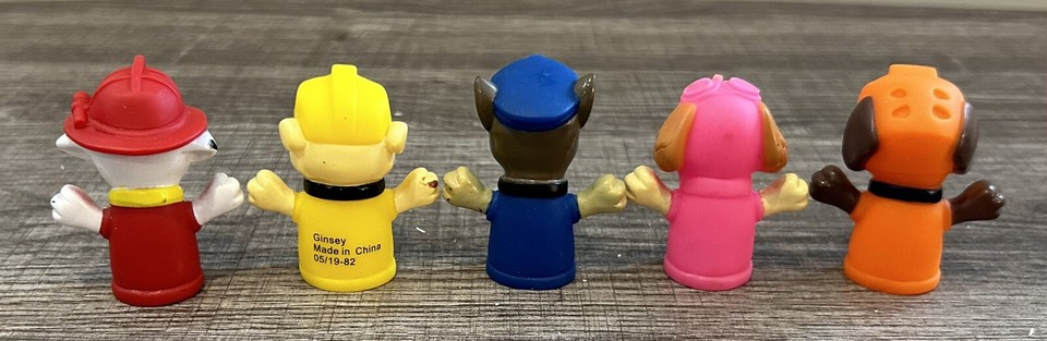 5 Paw Patrol Dog Finger Puppets Bath Toys Rubble Skye Zuma Marshall ...