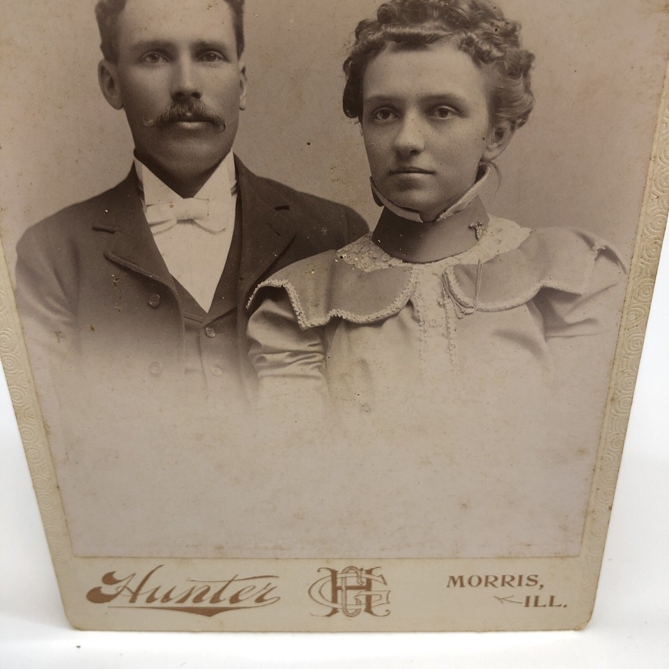 Vintage Cabinet Card Photo Young Married Couple Husband & Wife Morris ...