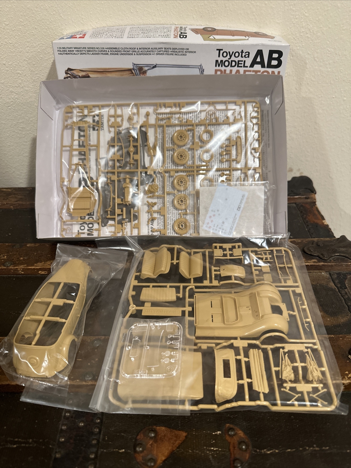 Tamiya 35338 1:35 Scale Military Car Model Kit Toyota Model AB Phaeton ...