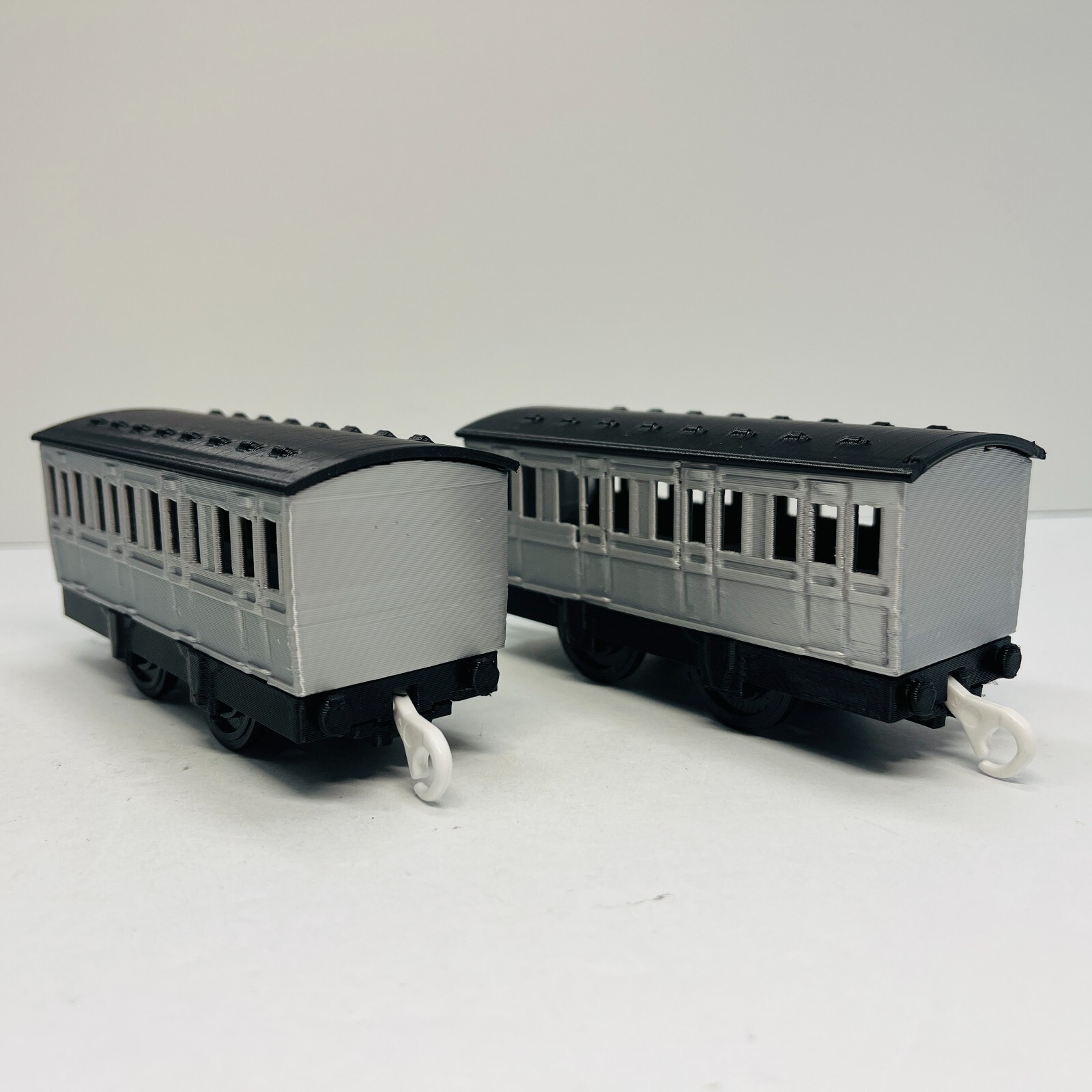 CUSTOM MADE SILVER PASSENGER COACH Trains Works on TrackMaster and Tomy ...