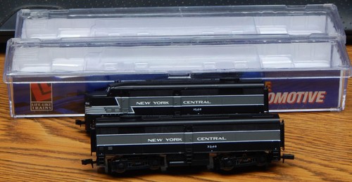 LIFE LIKE 7633 NYC FA2 & FB2 DIESEL LOCOMOTIVE USED VERY LITTLE W/BOX N ...