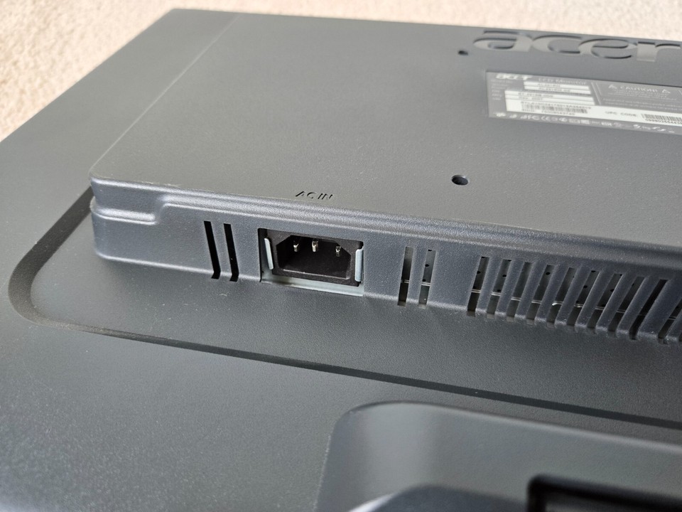 Acer AL2216W 22" Widescreen LCD Monitor VGA DVI LCD 16:10 W/ cables ...