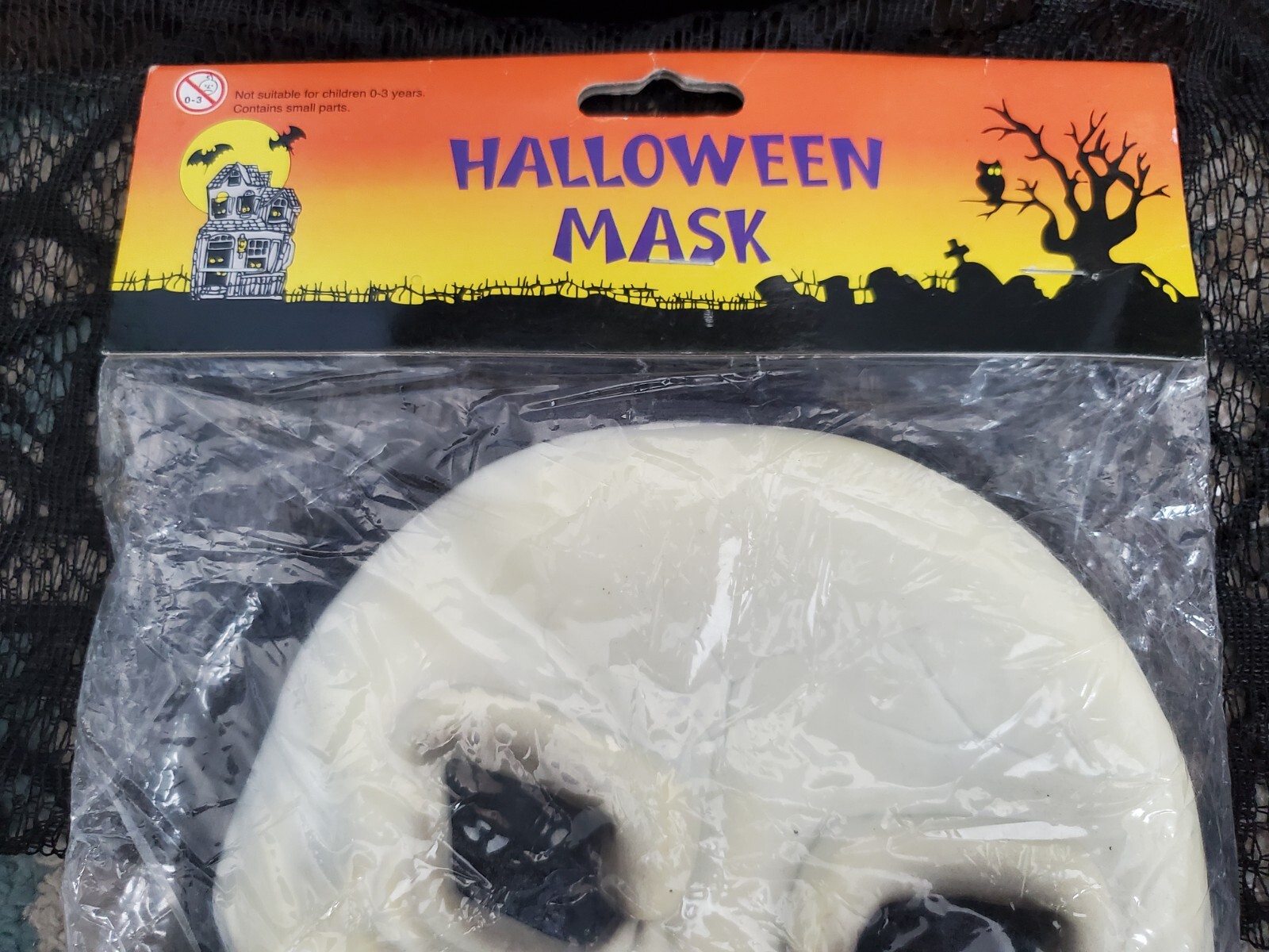 Fearsome Face Mask with Hood Easter Unlimited Inc Ghost Face Style ...