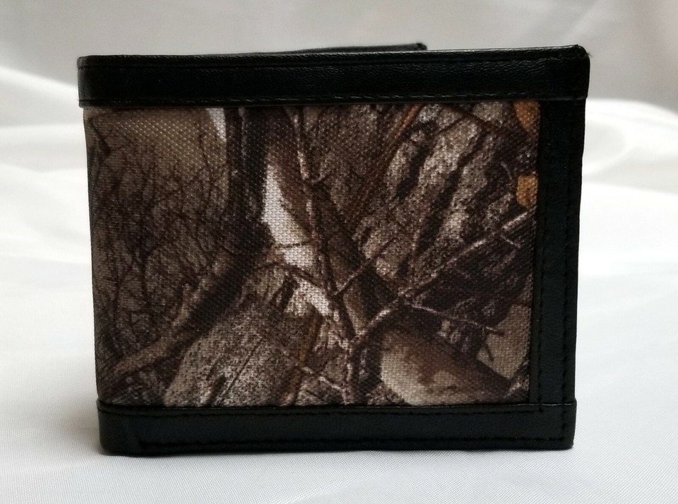 Realtree Camo Canvas and Genuine Leather Bifold Wallet With RFID ...