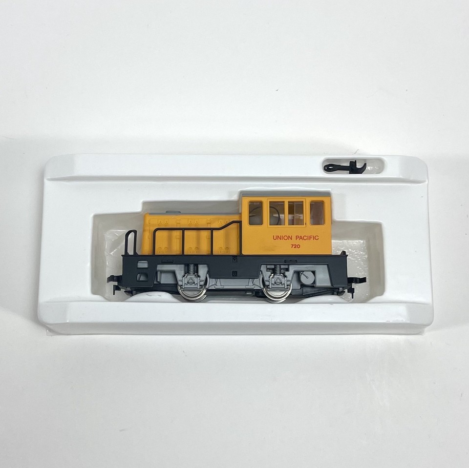 Bachmann HO Scale AA 41068001 Union Pacific Switcher #720 | eBay