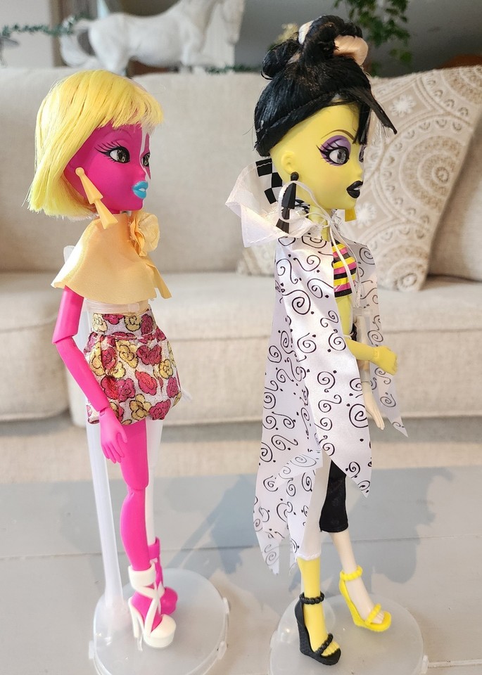 MGA Bratz Bratzillaz Switch a Witch Clown Mime Doll Set Lot Yellow Pink ...