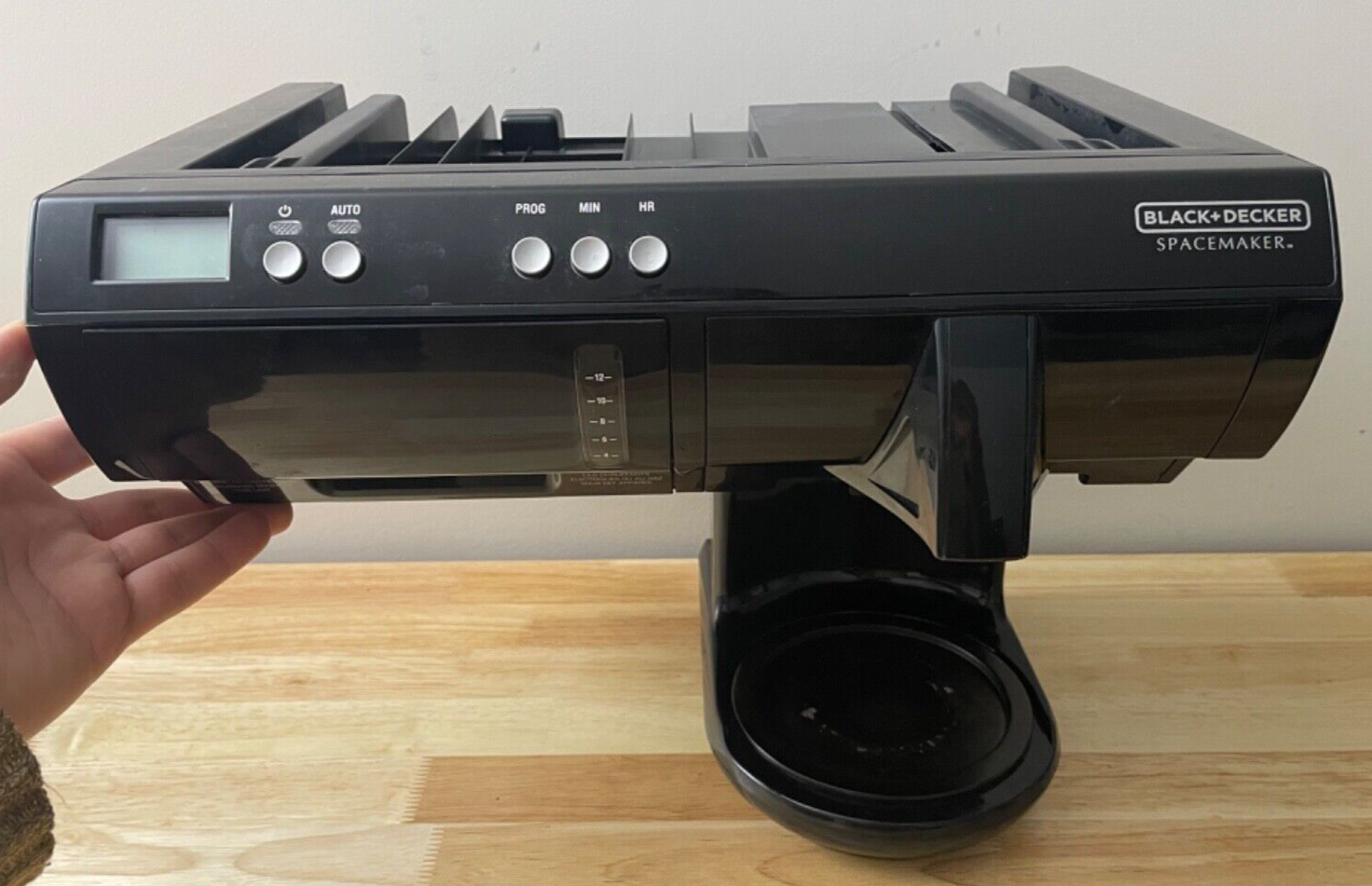 Black & Decker SCM1000BD Spacemaker Under Cabinet 12 Cup Coffee Maker ...