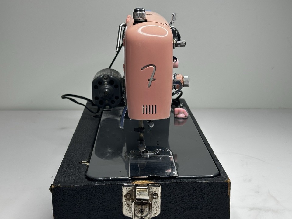 PINK! Vintage Remington FL Sewing Machine with case Self Lubricating AS ...