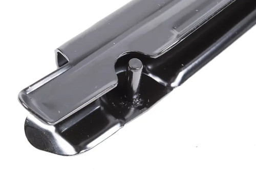 MB ML W164 FRONT BUMPER COVERING TO FENDER RIGHT BRACKET A1648800414 06 ...