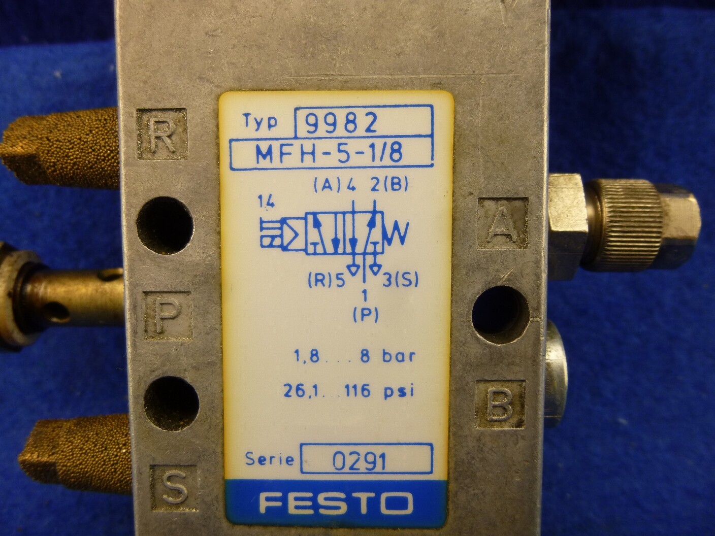 Festo Magnetventil 9982 / MFH-5-1/8 / inkl. Magnetspule / 1,8...bar | eBay