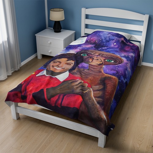 Michael Jackson & E.T. Cosmic Plush Blanket - MJ & ET Galaxy Throw ...