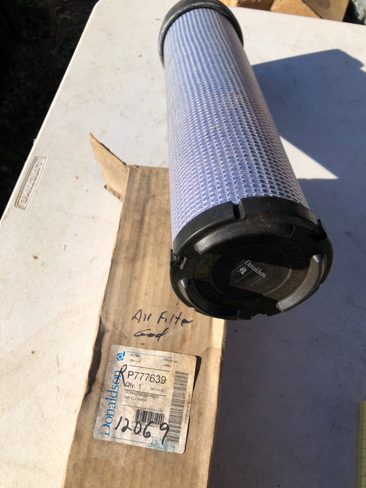 DONALDSON P777639 - Air filter cross reference