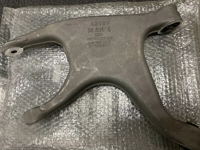 8R0505311F LEFT REAR CONTROL ARM | eBay
