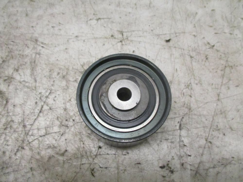 Pulley, Timing Belt Leading Role VW Passat Variant (3C5) 2.0 Tdi ...