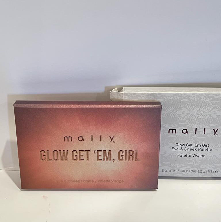 Mally Mall Girlfriend