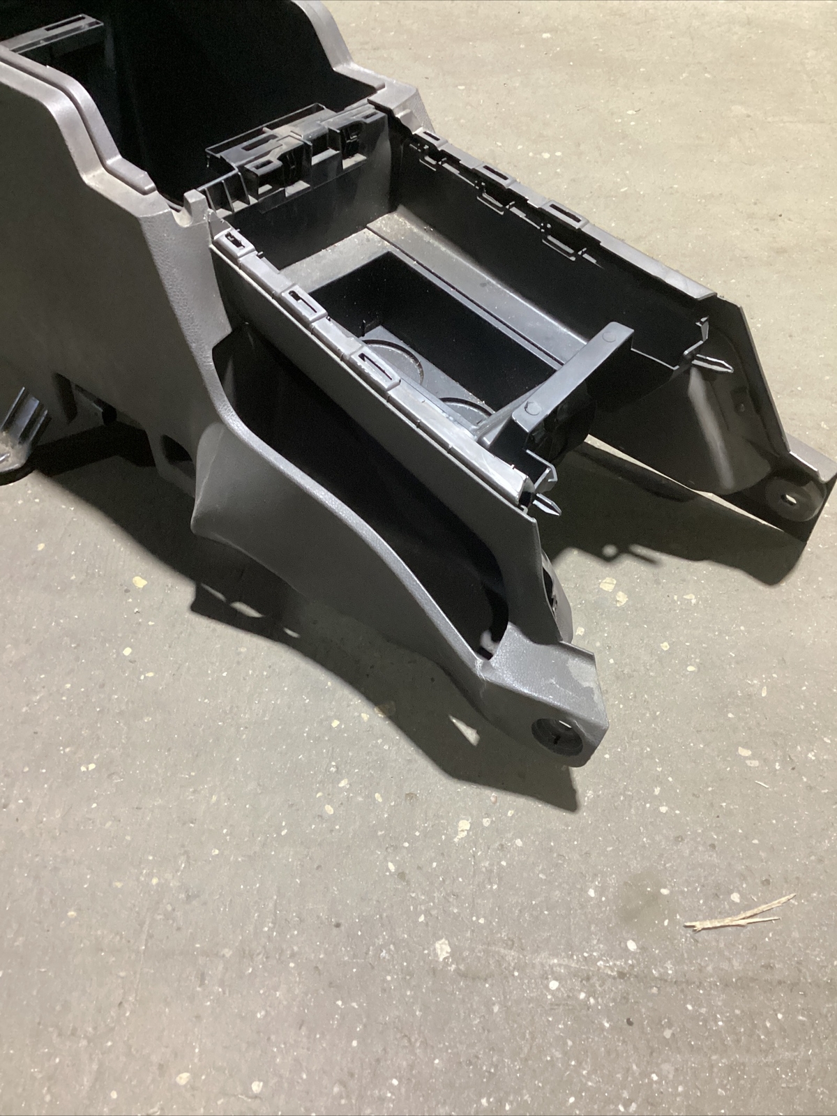 2011-2016 FORD F250/F350 SUPERDUTY/LARIAT CREW CAB CENTER CONSOLE | eBay