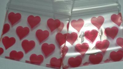 5,000 APPLE BRAND RED HEART DESIGN BAGGIES 12510 RESEALABLE 5000 1.25 ...