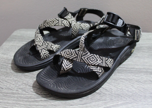 Chaco Z/Volv Black White Tribal Aztec Pattern Strap Sandals Eco Tread ...