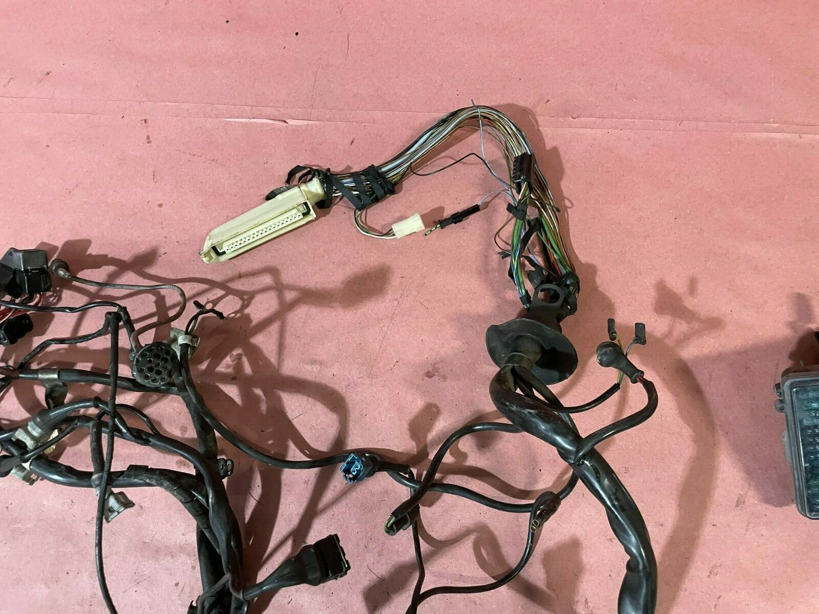 M20 Engine Bay Wiring Harness W Fuse Box BMW E30 325e OEM 85239 EBay m20-engine-bay-wiring-harness-w-fuse-box-bmw-e30-325e-oem-85239-ebay