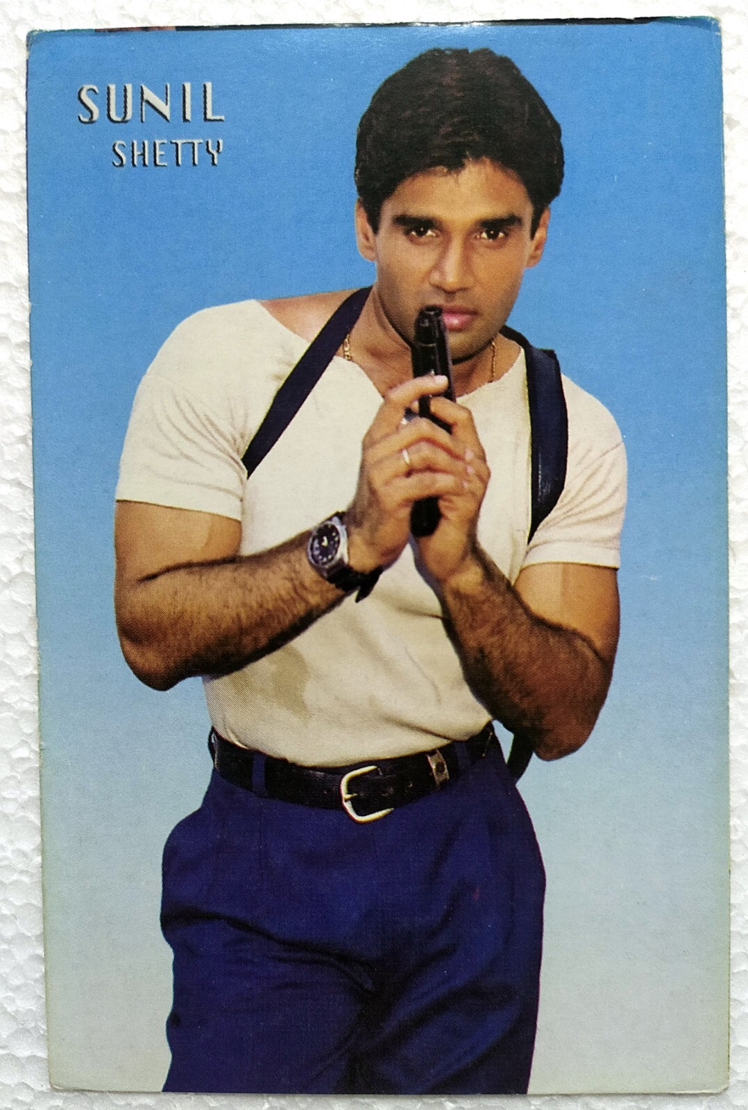 Mohra Sunil Shetty Body