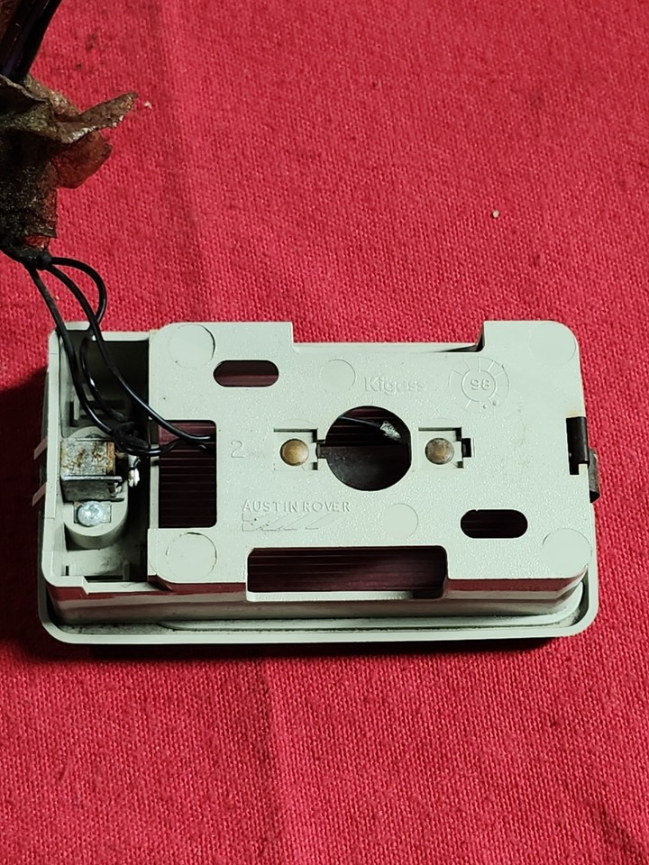 Land Rover Discovery Dome Light Interior Overhead Rear Lamp AMR2329 OEM ...