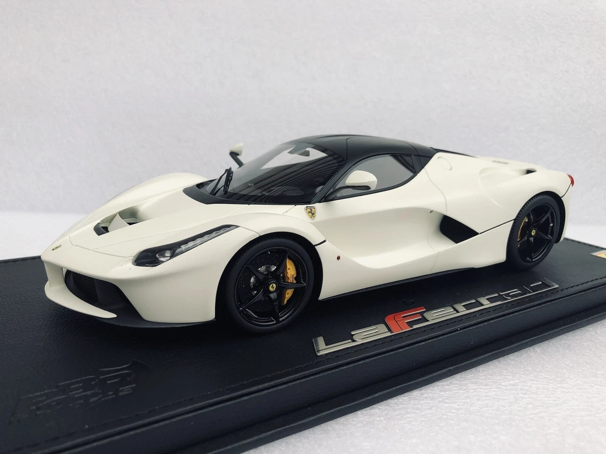 Ferrari Laferrari White Interior