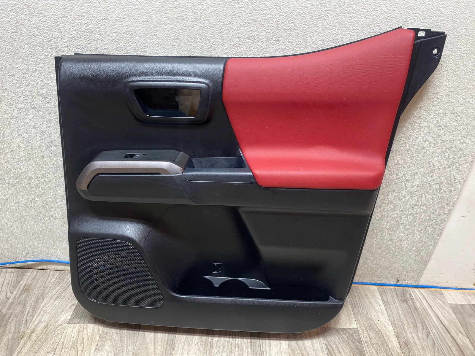 635263. Toyota Tacoma 2015-2023 RR Right Interior Door Panel OEM 67630 ...