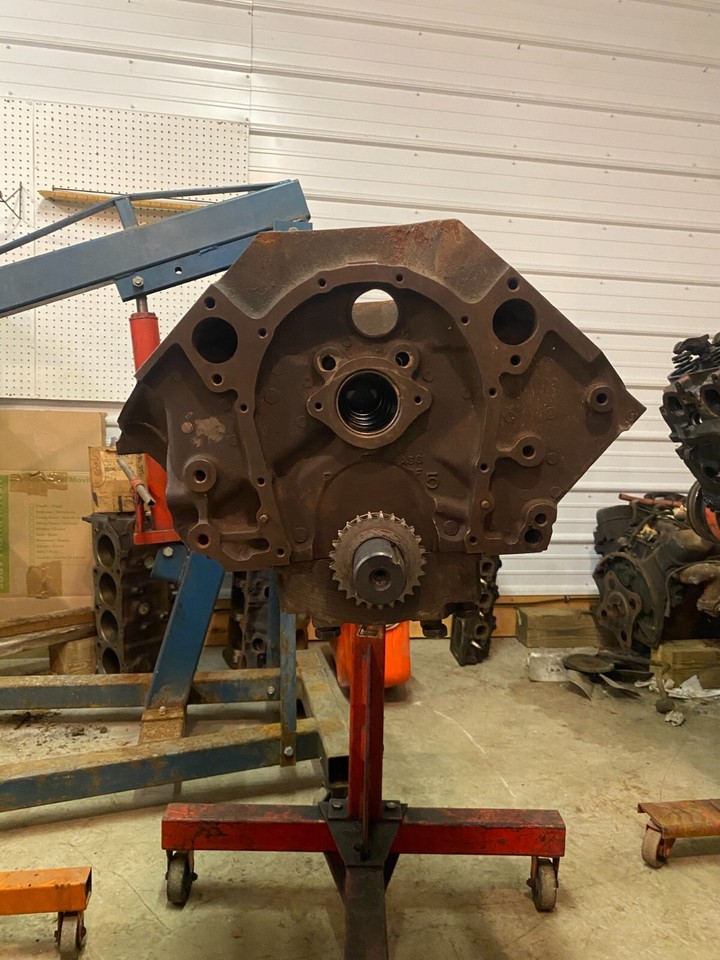 New Old Stock LS7 crate motor, never run 1974 LS7 block and crank ...