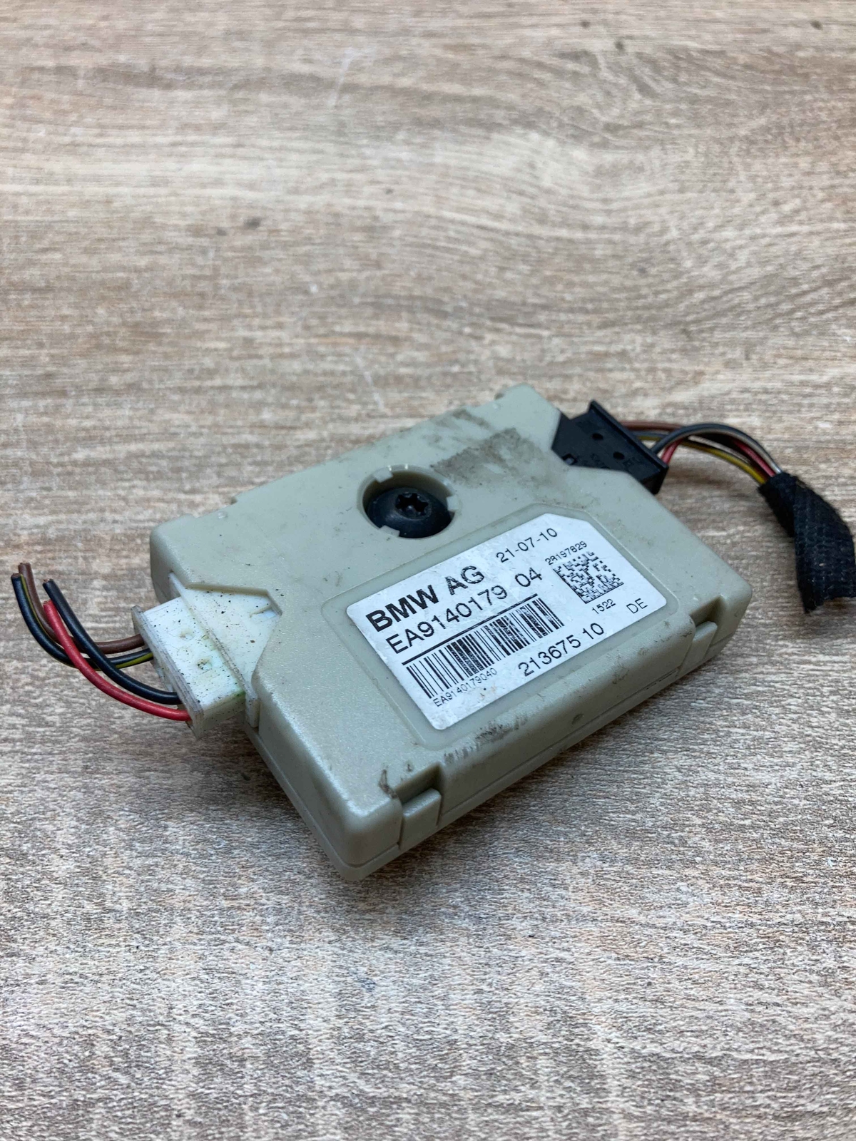 9140179 21367510 OEM BMW F01 F02 Series With Plug Antenna Radio Signal ...