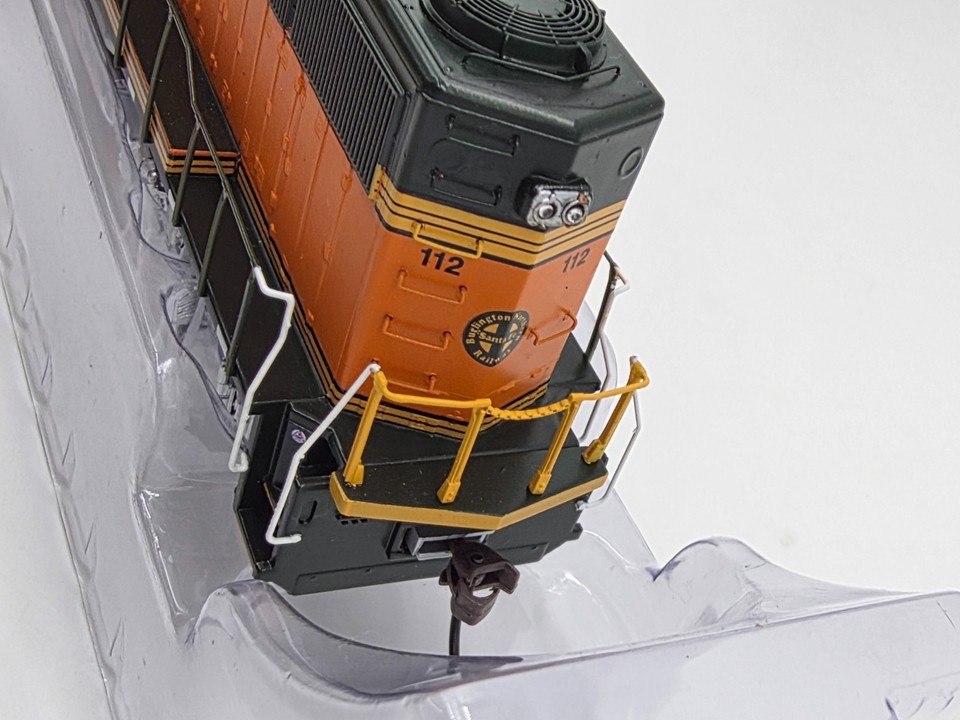 Athearn 91508 HO Scale BNSF GP60M Diesel Locomotive #112 Box Kept ...