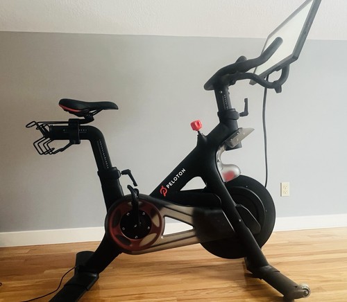 Peloton Bike (Original) – Mfg Sep 2015 – Local Pickup – Jackson, MI ...