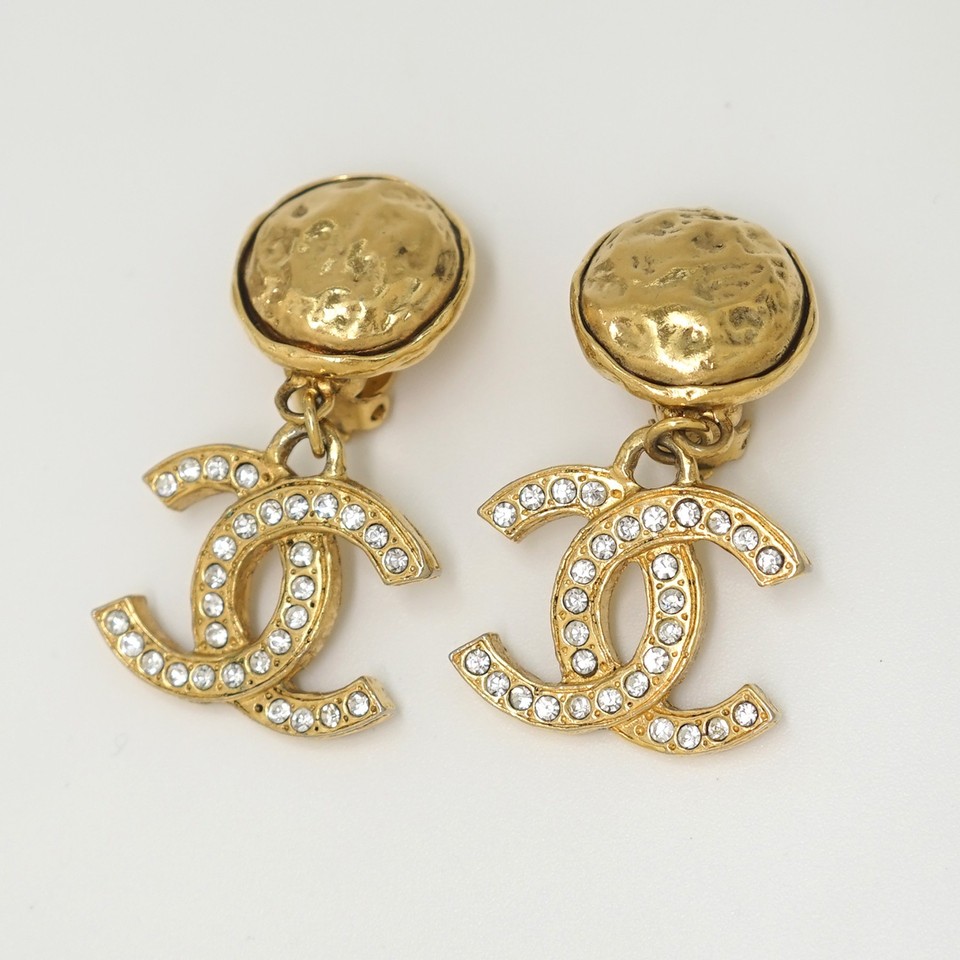 CHANEL CC Logos Rhinestone Dangle Clip-On Earrings Gold Tone Auth #6019 ...