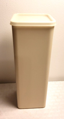 Tupperware Cracker Cheese Keeper 9.5 In.tall 3.5 In Square (20) | eBay