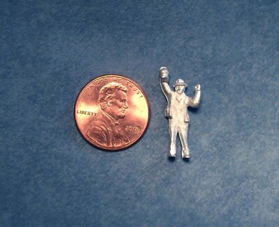 Gandy Dancers HO Scale Metal Unpainted Figure Man with Raised Lantern ...