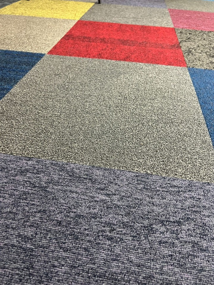 20 x Random Colours Carpet Tiles 5m2 Heavy Duty Commercial Premium ...