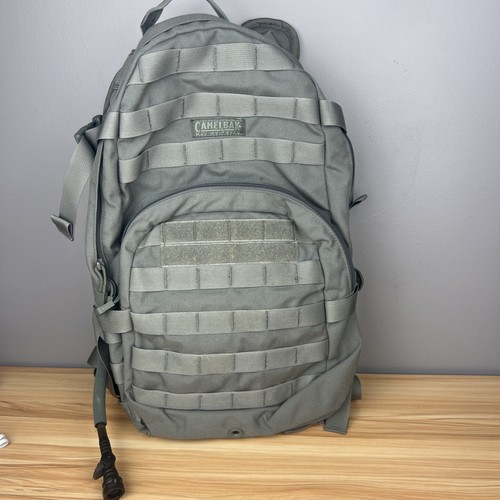 Camelbak Maximum Gear Hydration Backpack w/ Bladder Color Foliage Green ...