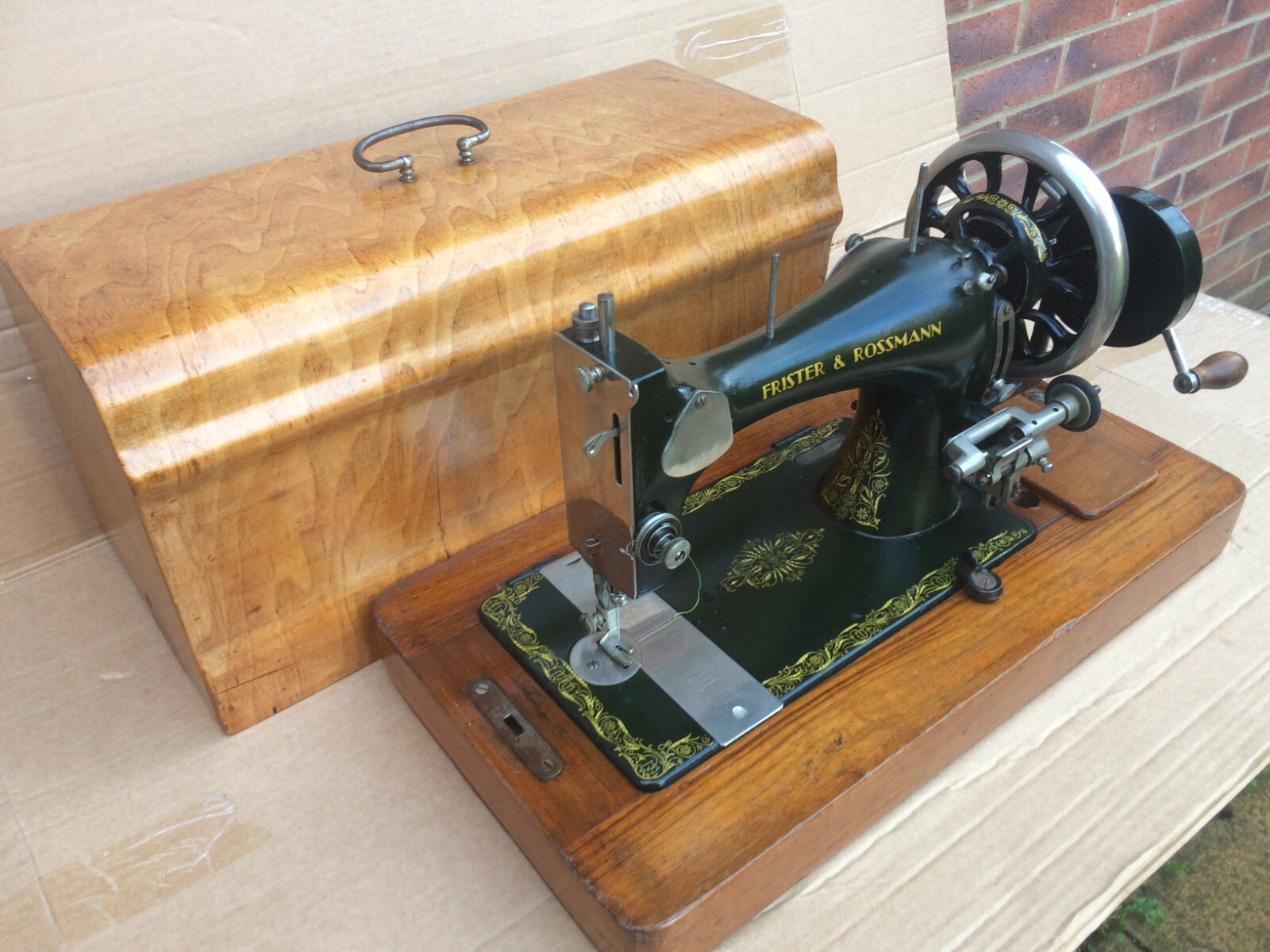 Vintage Frister and Rossmann Hand crank Vibrating shuttle Sewing ...