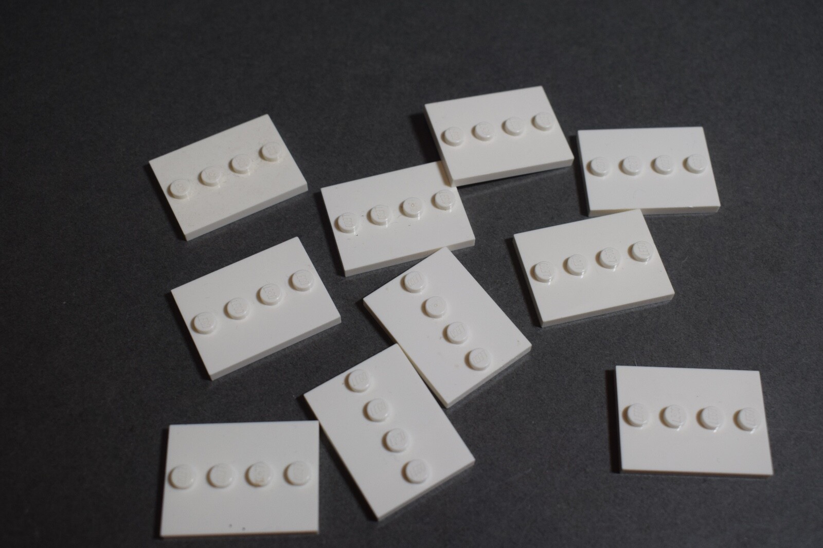 Lego 88646 Modified Plate 3x4 Mini figure Base Pack of 10 | eBay UK