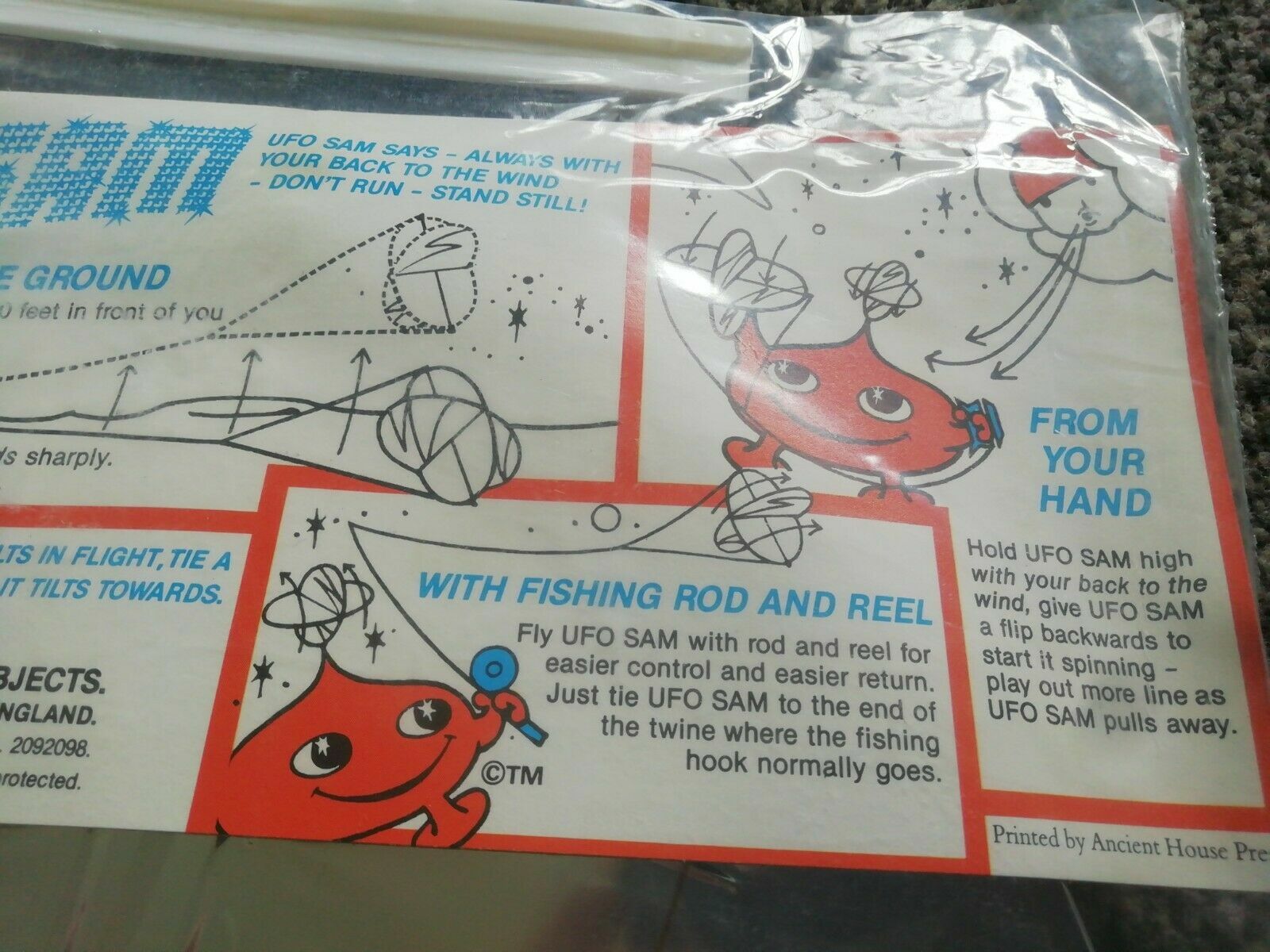 UFO-SAM Silver Spinning Kite - [ Rare Find new old stock from the 1970 ...