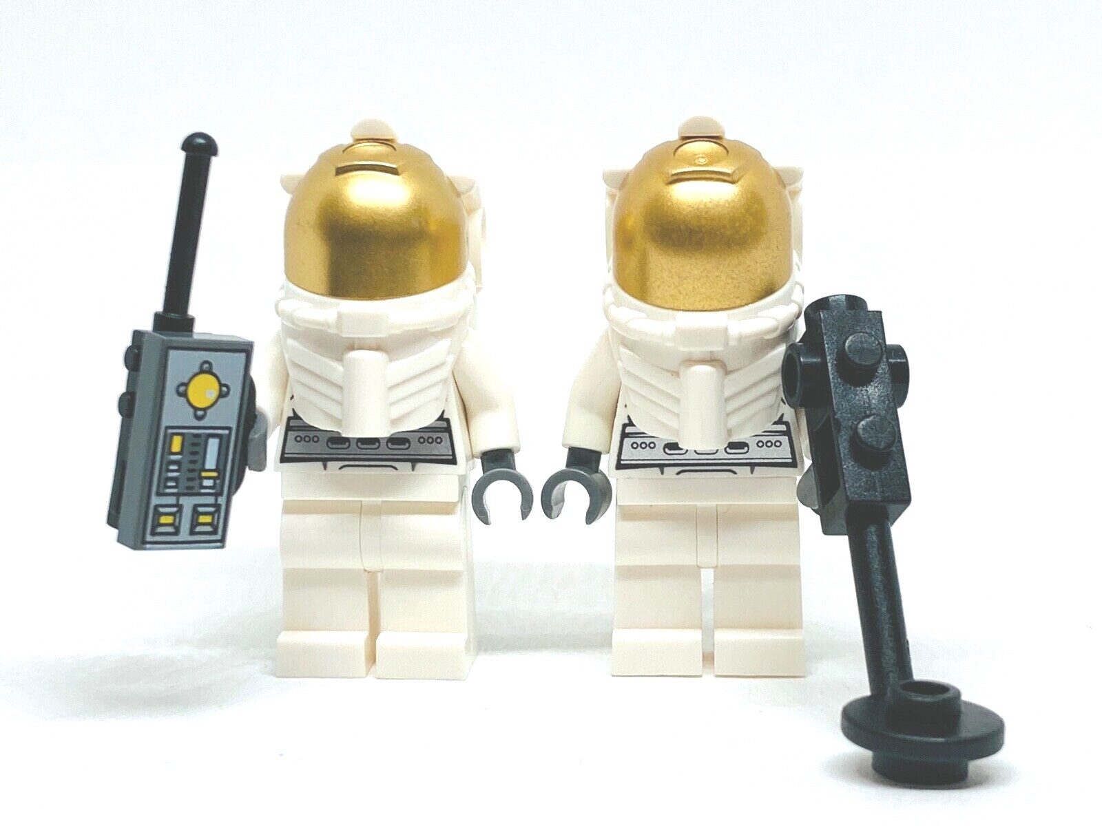LEGO Astronaut White/ Gold Helmet Spaceman Minifigure Figure Lot of 2 ...
