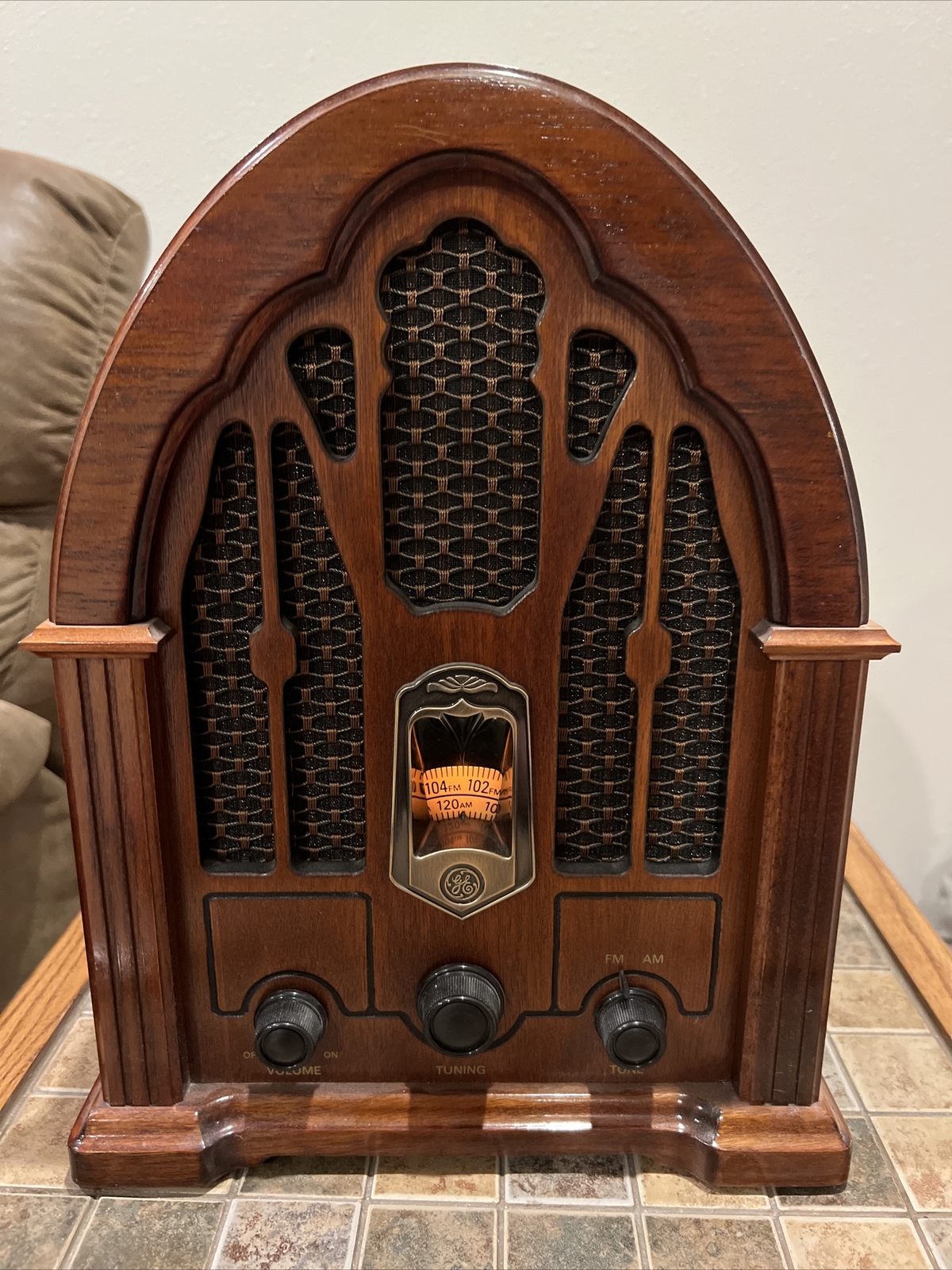 Vintage GE General Electric Wood Cathedral Replica Radio AM/FM 7-4100JA ...