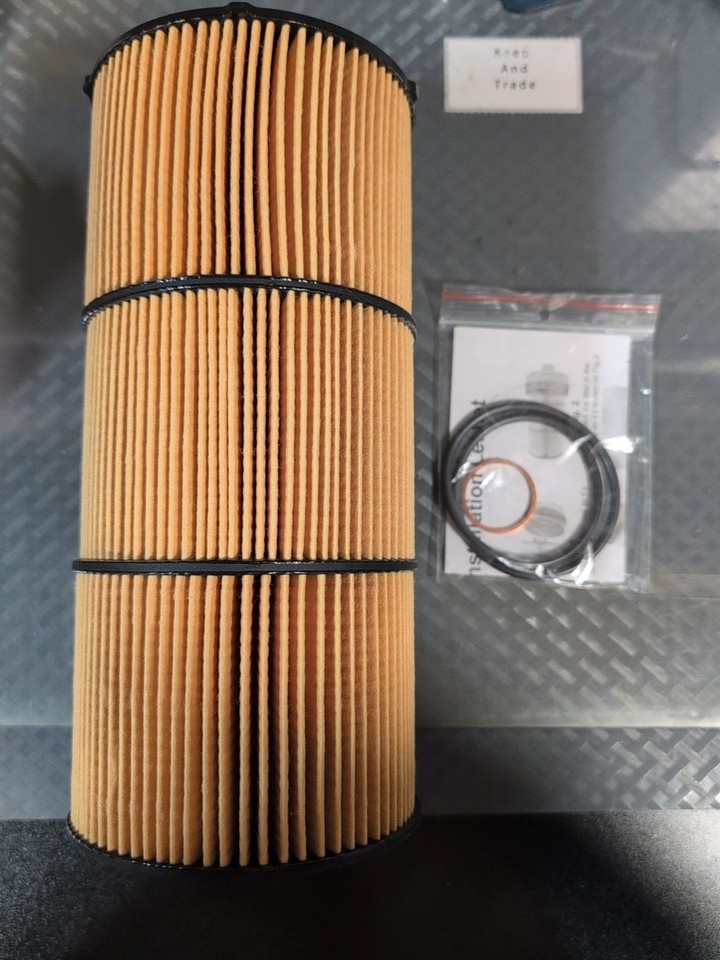 Fleetguard LF17511 Oil Filter LF17511, New, Made In USA New #T5 | eBay